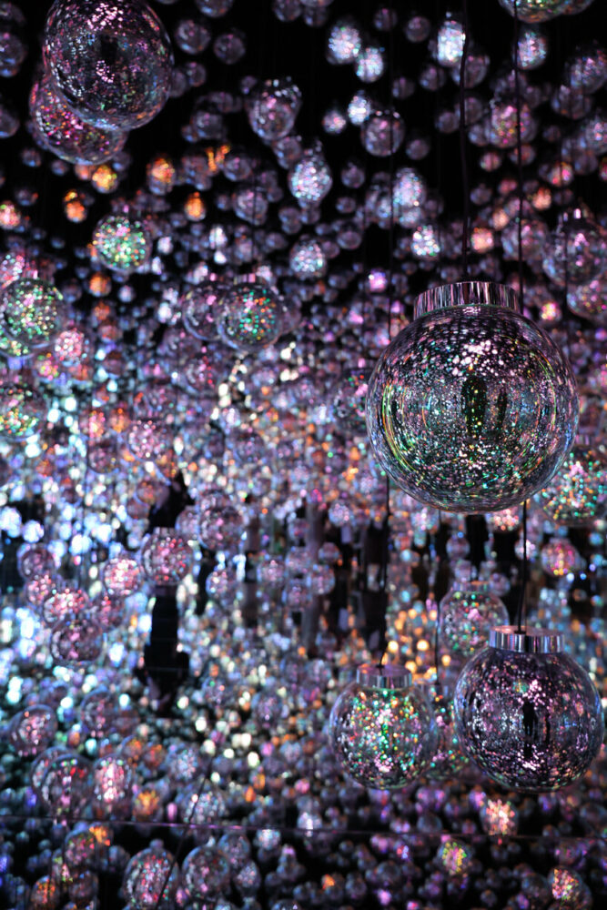 bubble universe: a glimpse into teamlab’s new borderless museum at tokyo's azabudai hills
