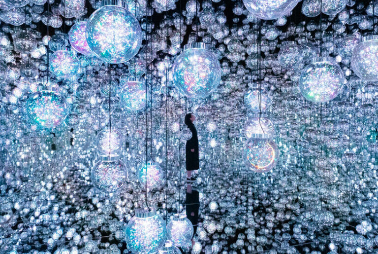bubble universe: a glimpse into teamlab’s new borderless museum at tokyo's azabudai hills