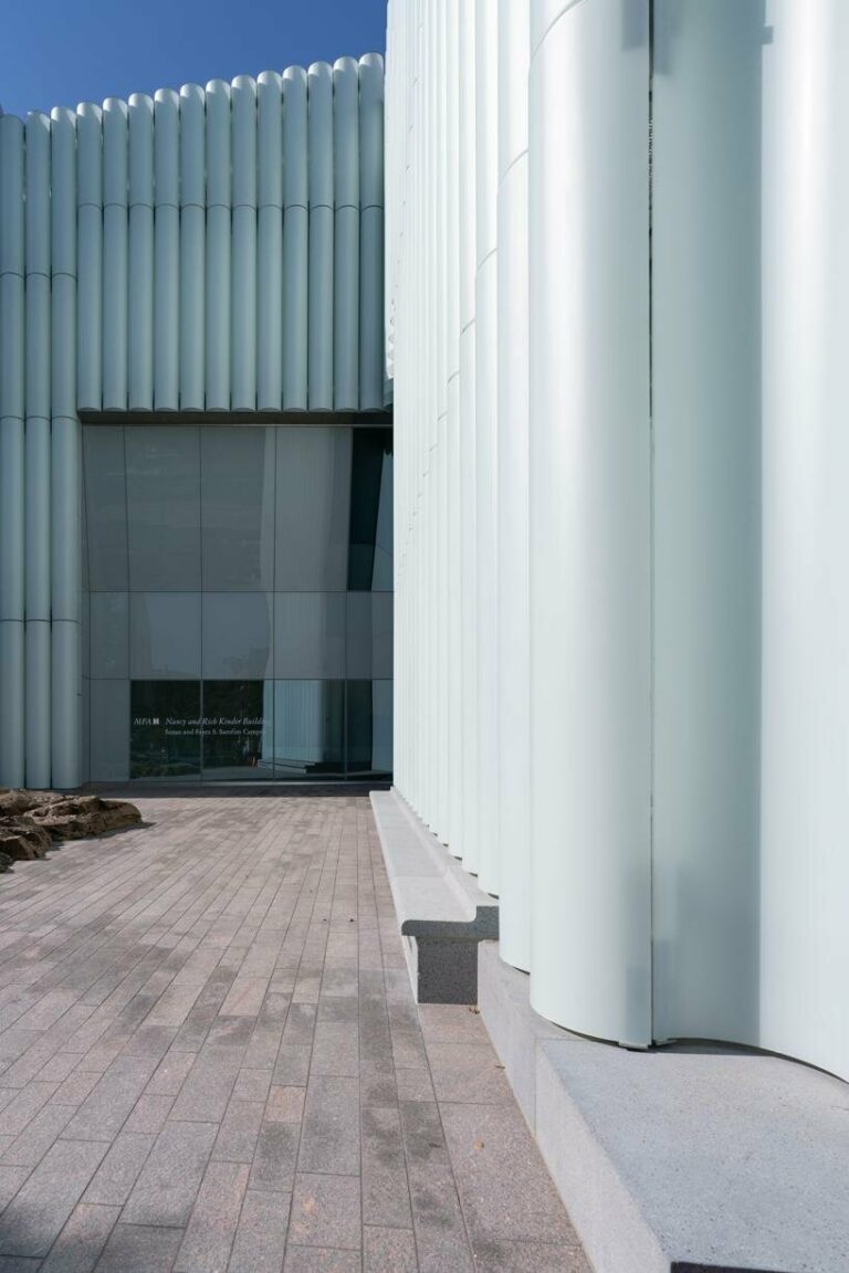 vanceva PVB interlayers let sunlight into kinder building galleries