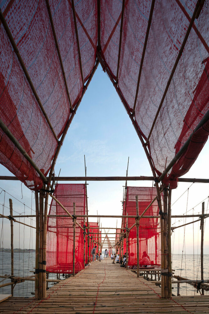 chat architects' oyster-tasting pavilion draws on traditional bamboo ...