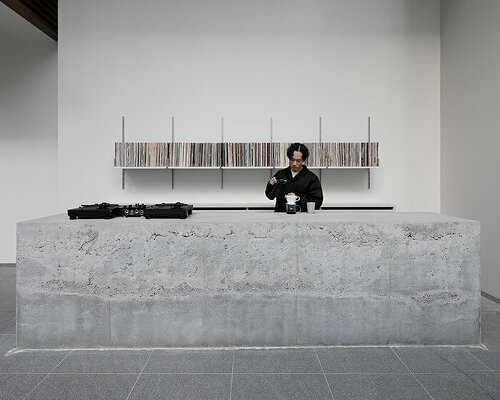 world’s largest projection mapping display by panasonic lights up tokyo ...