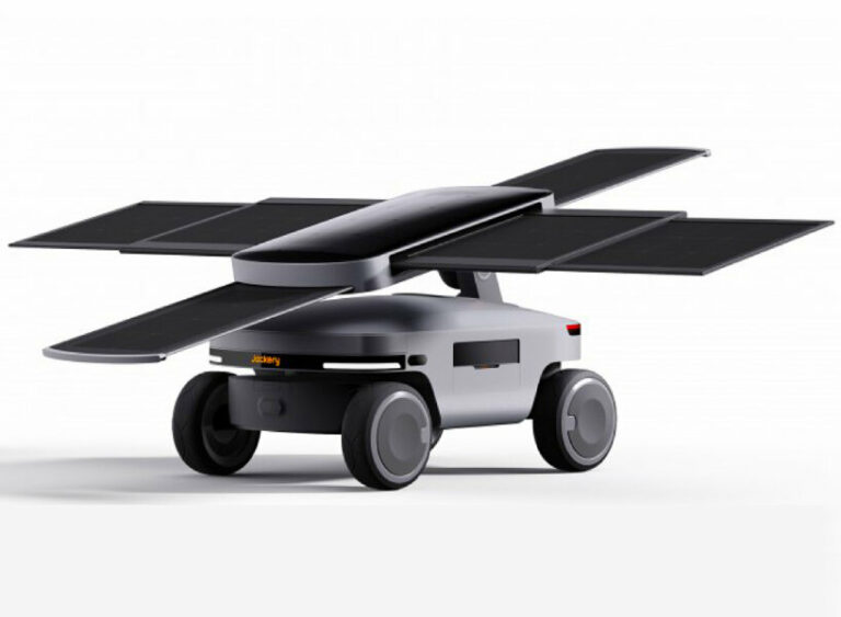 jackery’s autonomous robot has expandable solar panels to produce more ...