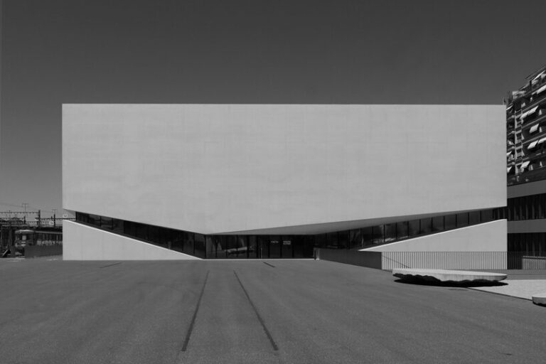 paul clemence takes us on a visual tour through swiss museums during ...