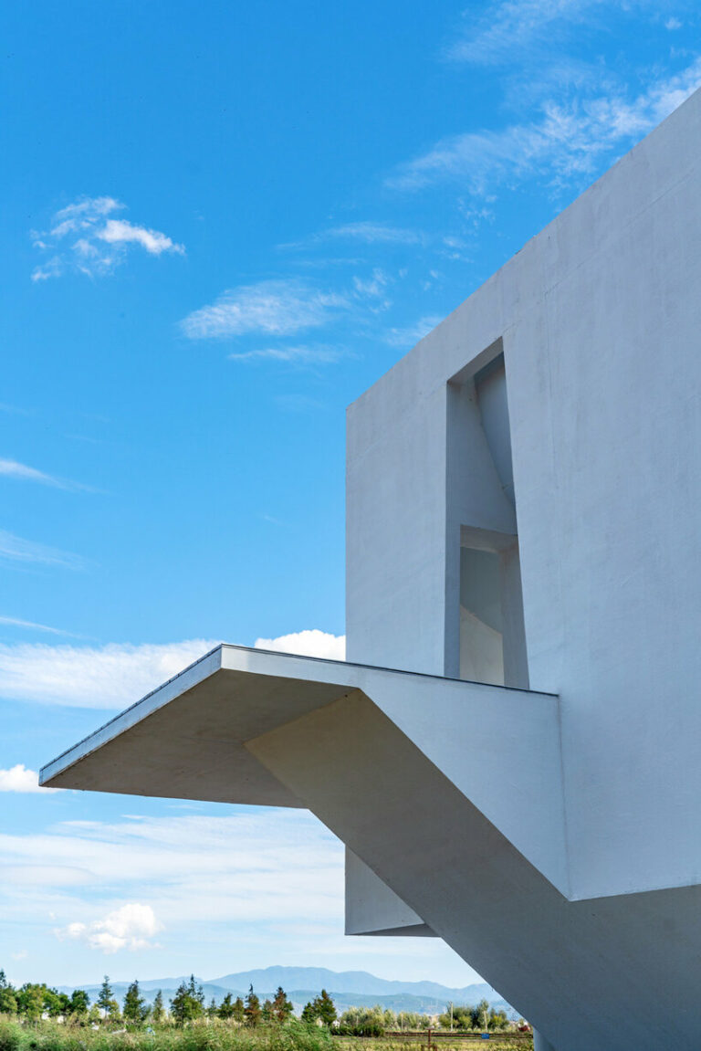 LIN architecture reimagines former pumping station into observatory in ...