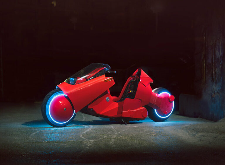 real-life shotaro kaneda’s akira bike by bel&bel glows in the dark with ...