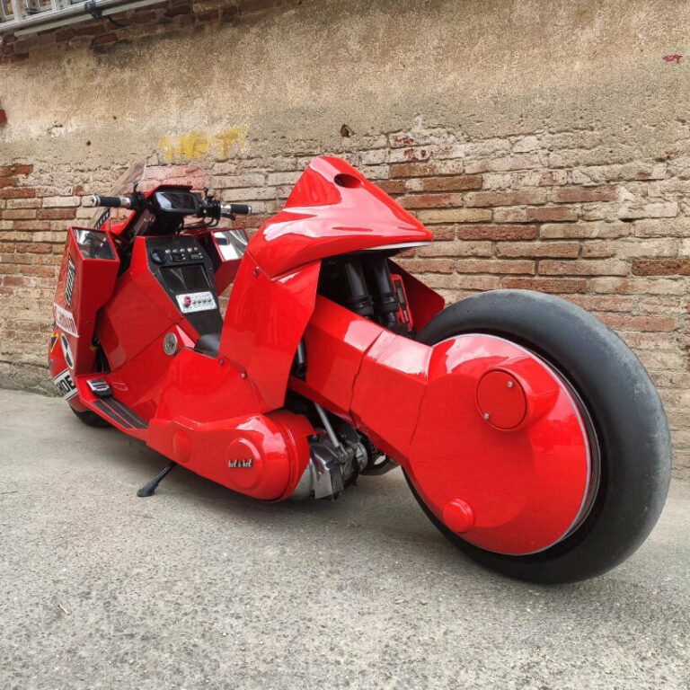real-life shotaro kaneda’s akira bike by bel&bel glows in the dark with ...