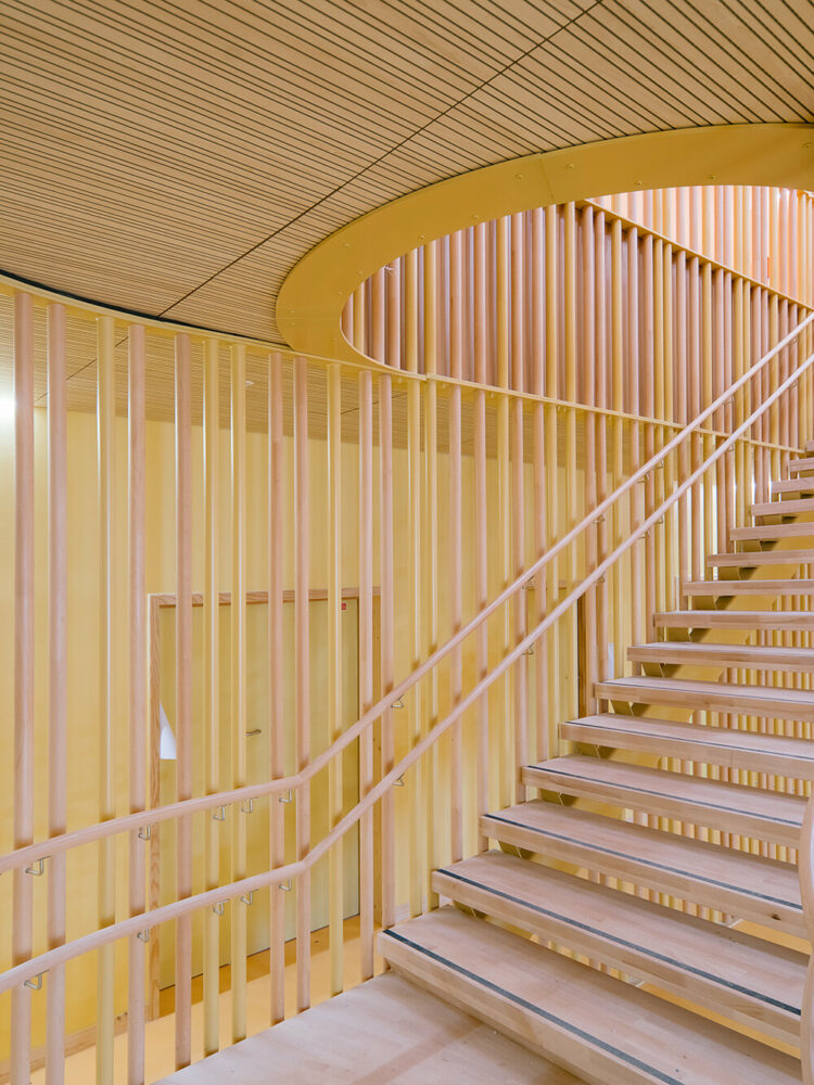 nordic influences shape up r2k architecte's low-carbon school in france