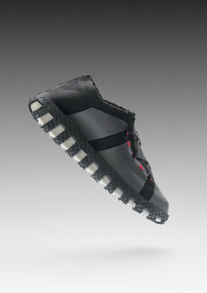 disassembly lab’s 3D knitted recyclable sneakers can be taken apart for ...