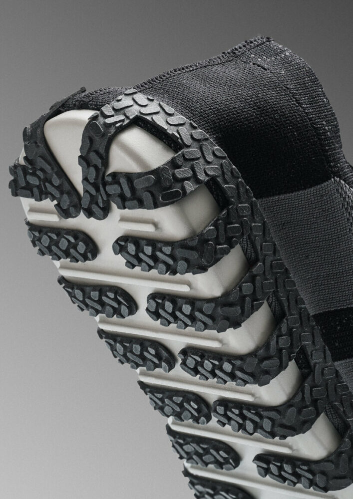 disassembly lab’s 3D knitted recyclable sneakers can be taken apart for ...