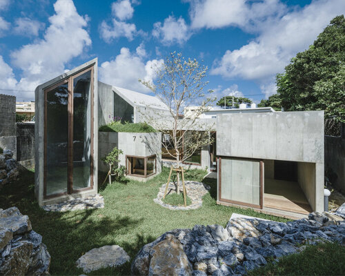 studio cochi architects' house in nishizaki is a windowless concrete block