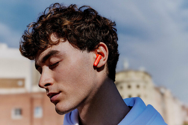 nothing's CMF buds & neckband pro set new tone in audio quality