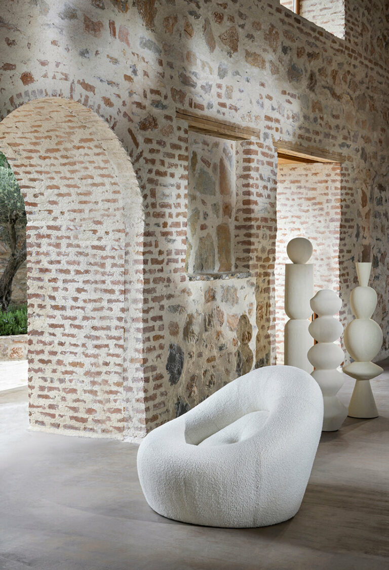 parla unwraps loop collection of sofas & armchairs for milan design week 2024