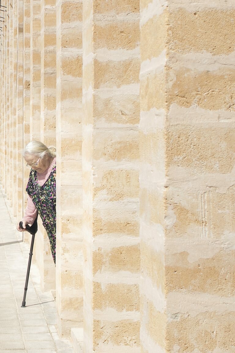 thick marés sandstone walls compose 19 social housing, salvador espriu ...