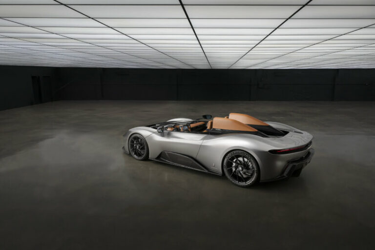 real-life ‘batman’ electric hypercar by automobili pininfarina debuts ...