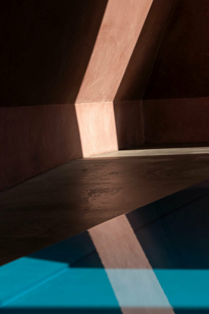danica o. kus captures james turrell's skyspace in canberra