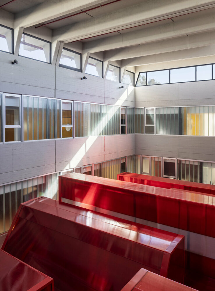 pops of color breathe new life into 1960s abandoned brutalist building ...