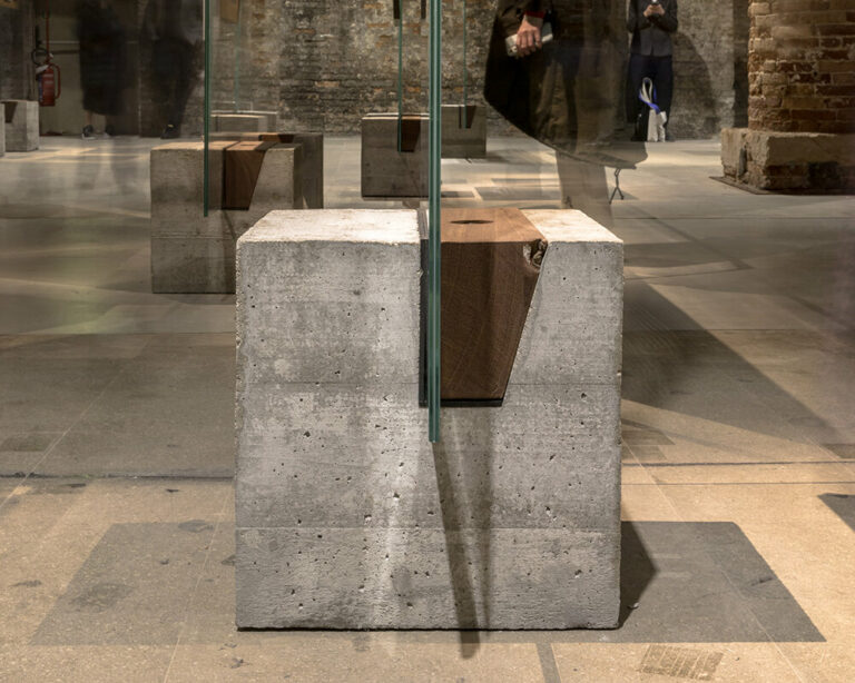 the story of lina bo bardi’s glass easels, on view at venice art biennale