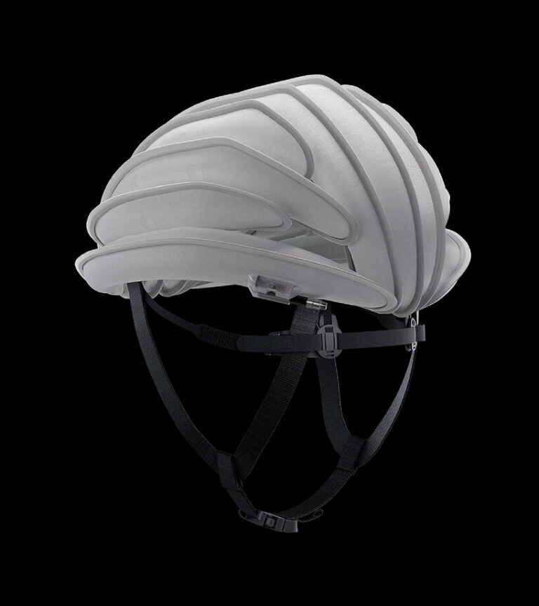 inflatable and collapsible micro bike helmet folds into a size that’s ...