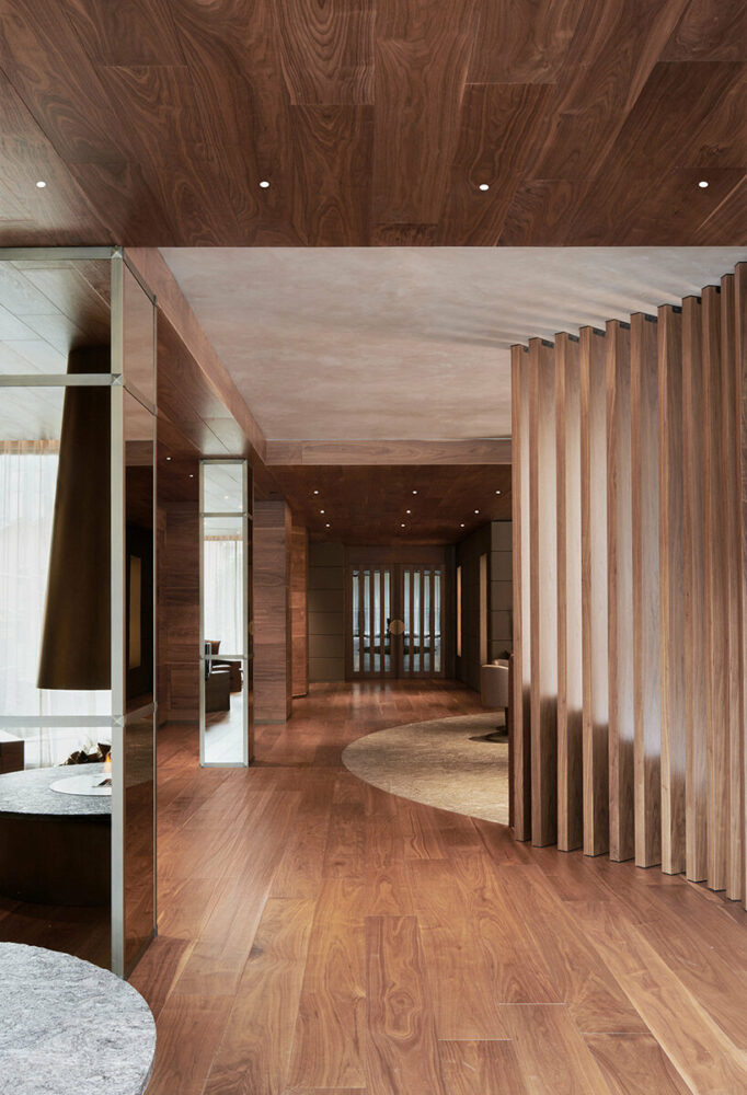 buzzi & buzzi enhances hotel splendid with refined lighting