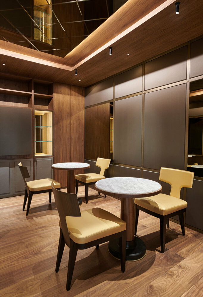 buzzi & buzzi enhances hotel splendid with refined lighting