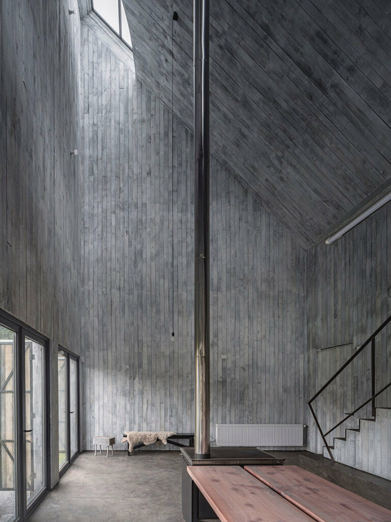 monolithic humo house rises in chile with architecture by iván bravo