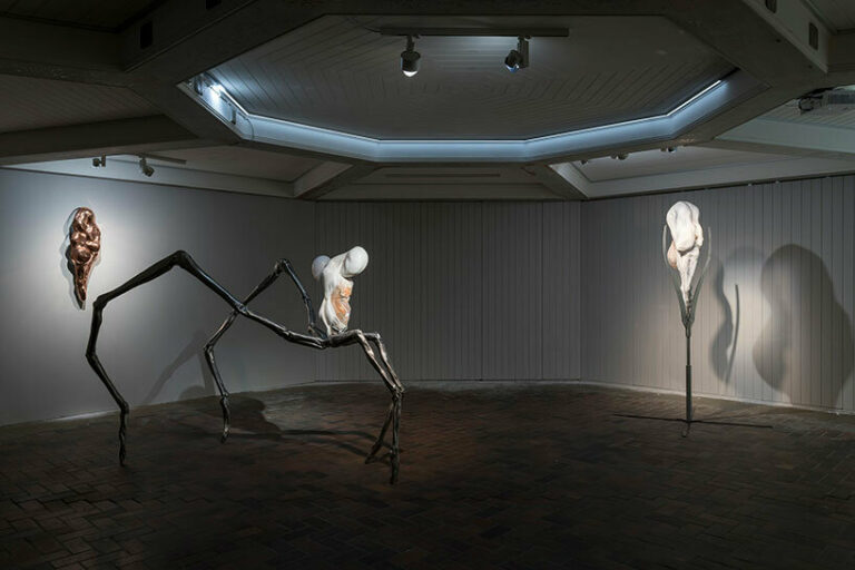 alienesque animatronic sculptures land at ivana bašić's schinkel ...