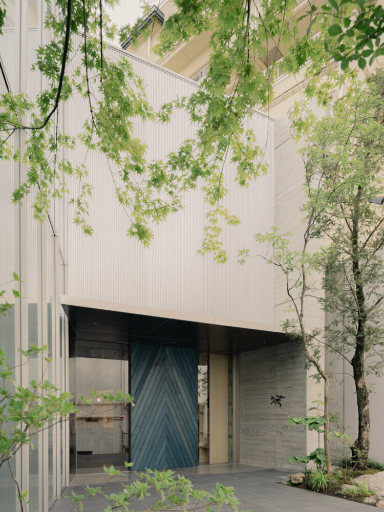 TORAFU architects' japan creation center is a collaborative 'outside in ...