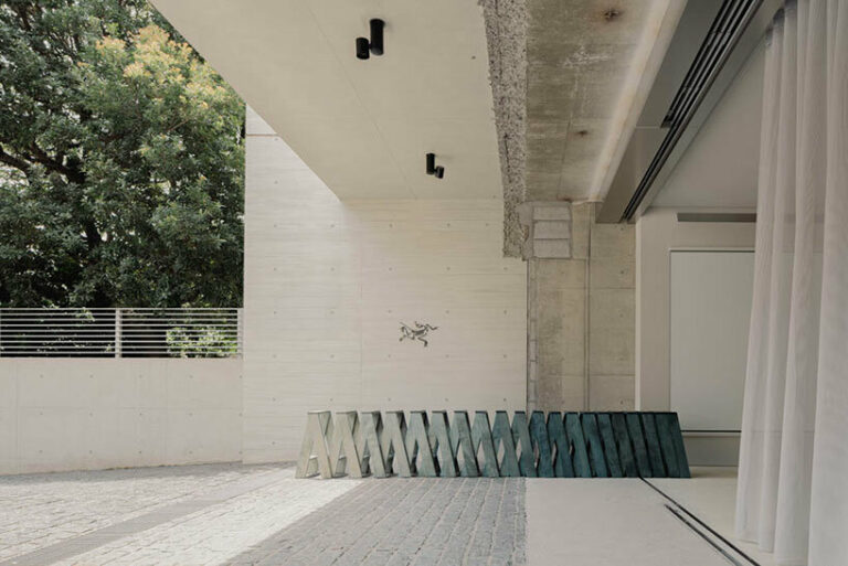 TORAFU architects' japan creation center is a collaborative 'outside in' space for designers