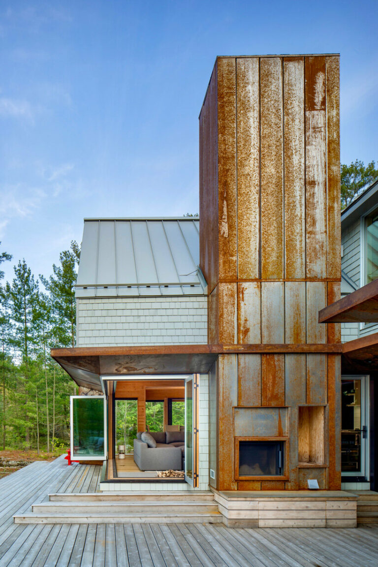 undulating shoreline envelops six mile lake cottage by BLDG workshop