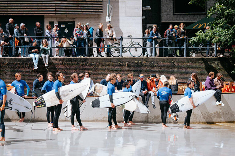 sustainable urban surf pool RiF010 brings ocean waves to the heart of ...