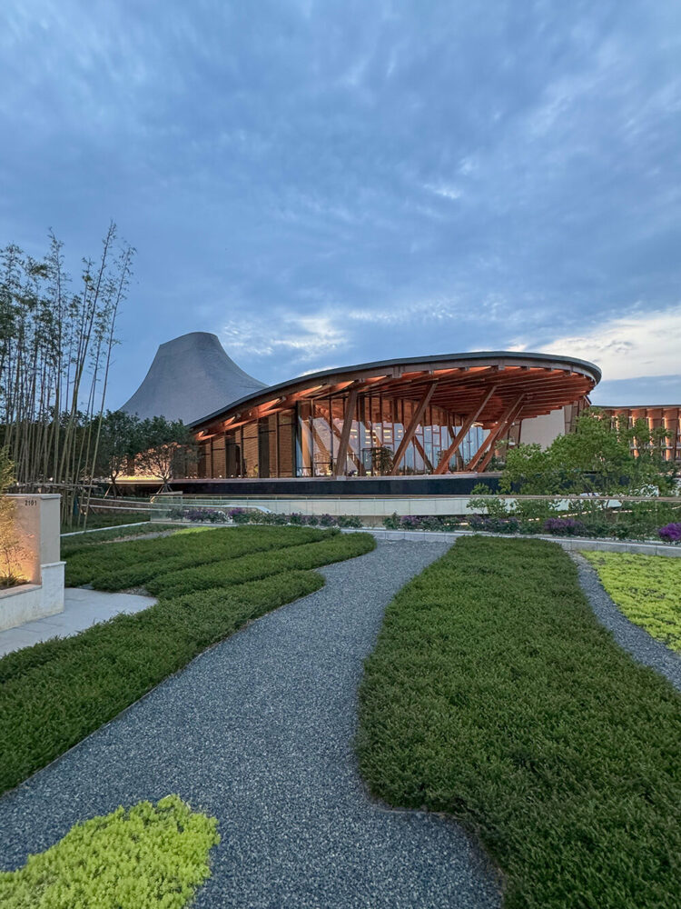 the spine resort by AIM architecture spreads like tentacles in china