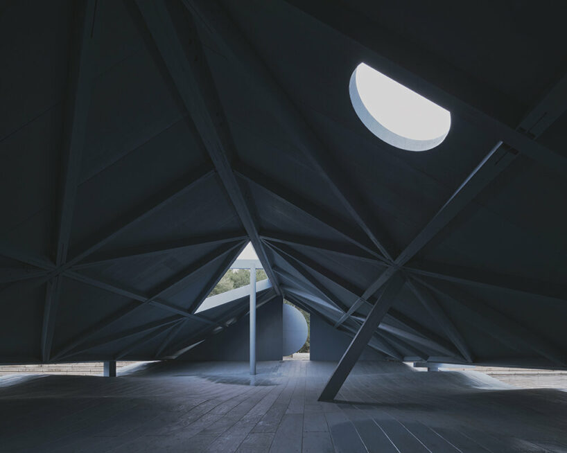 taipei's blue house pavilion depicts spatial fragmentation