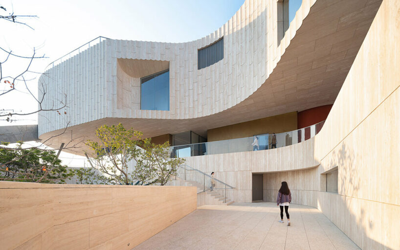 multi-level paths invite scenic climb of china merchants group history ...