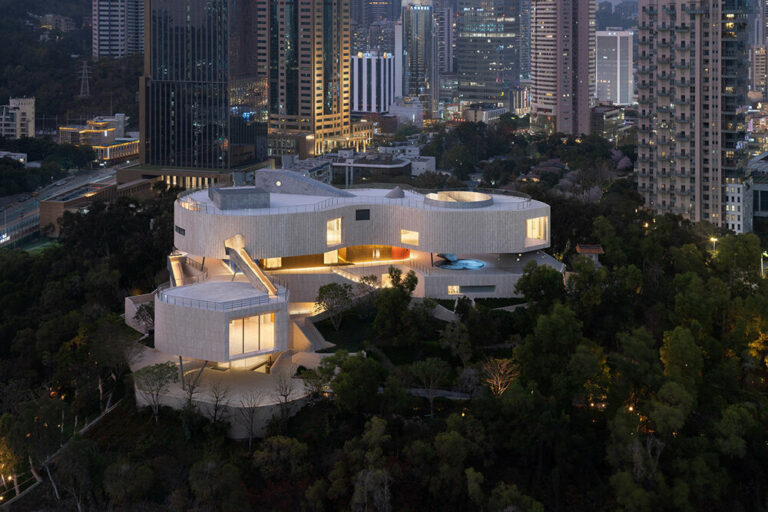 multi-level paths invite scenic climb of china merchants group history ...