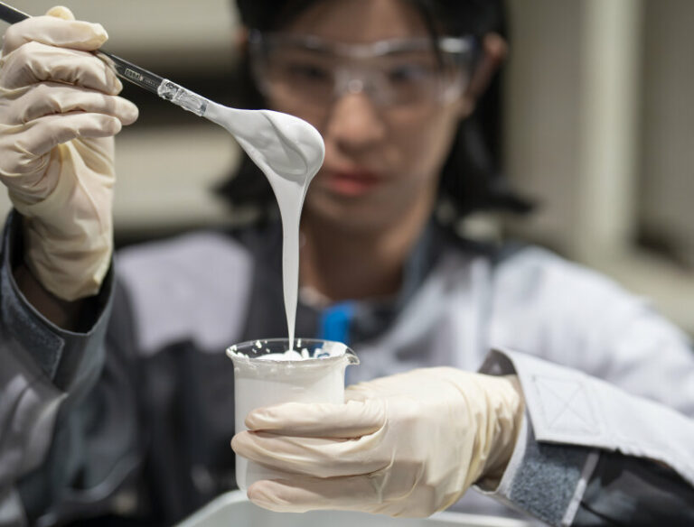 nissan's white cooling paint for cars can reduce cabin temperature and ...