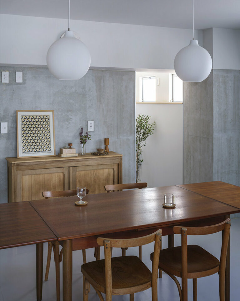 adaptable fabric partitions divide raumus' renovated soft workspace in ...