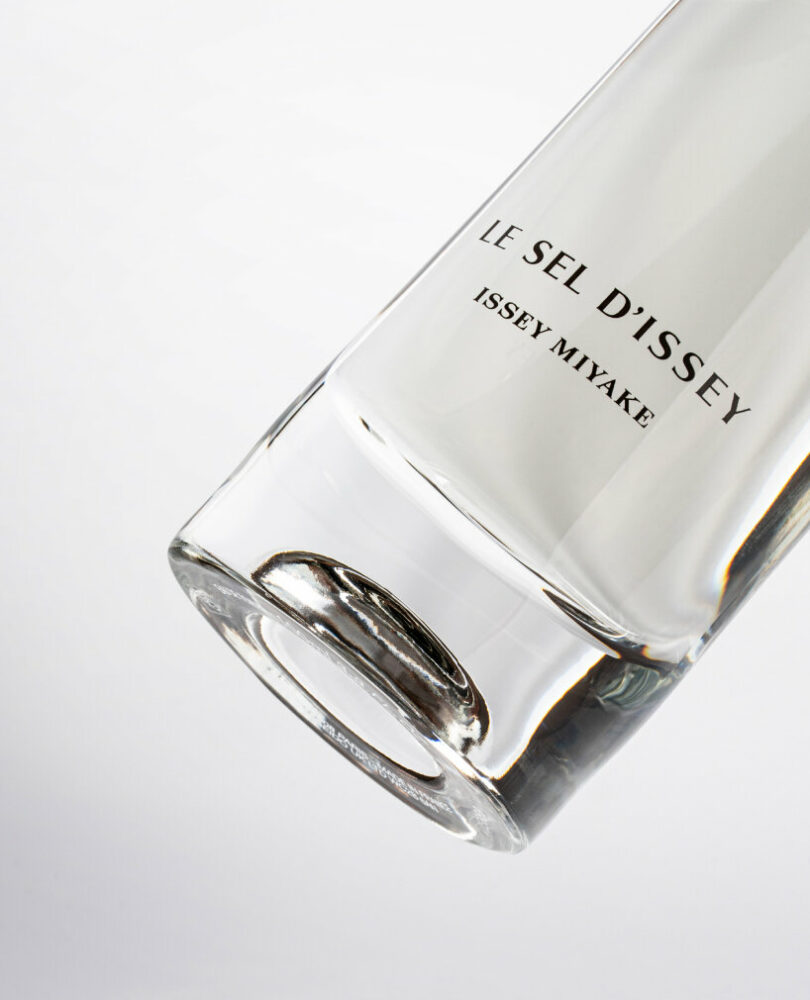 tokujin yoshioka’s issey miyake perfume emits light into the bottle ...