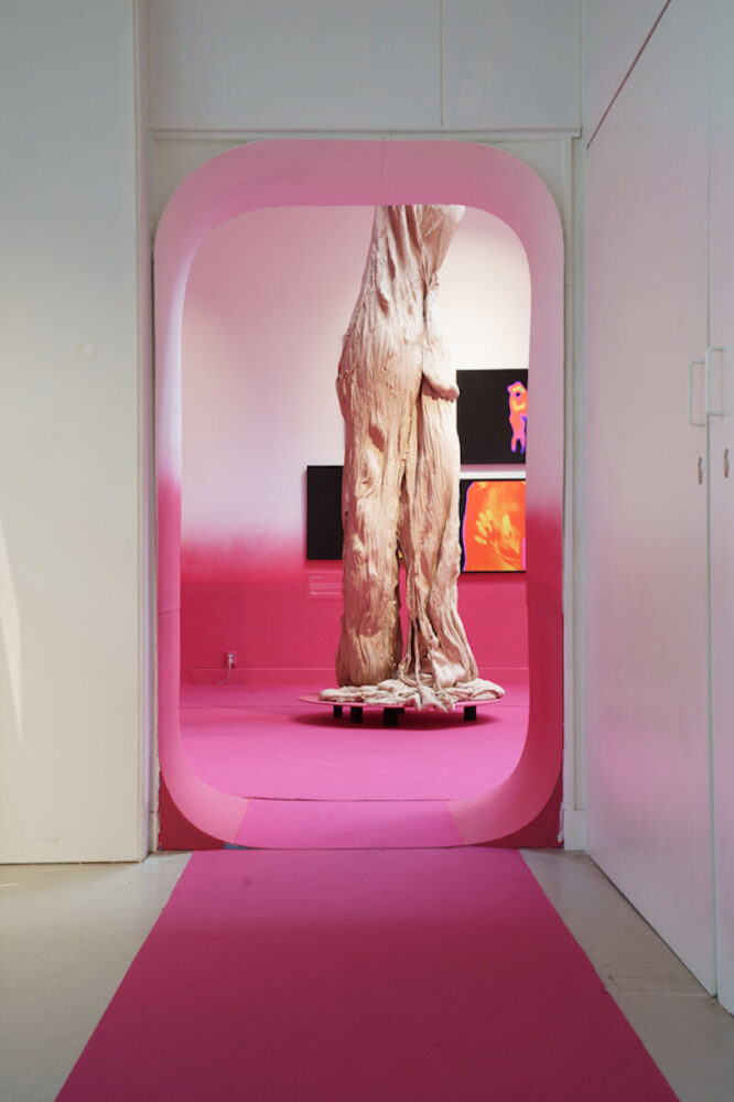 BODY HEAT exhibition explores intimacy of human warmth and emotion at ...