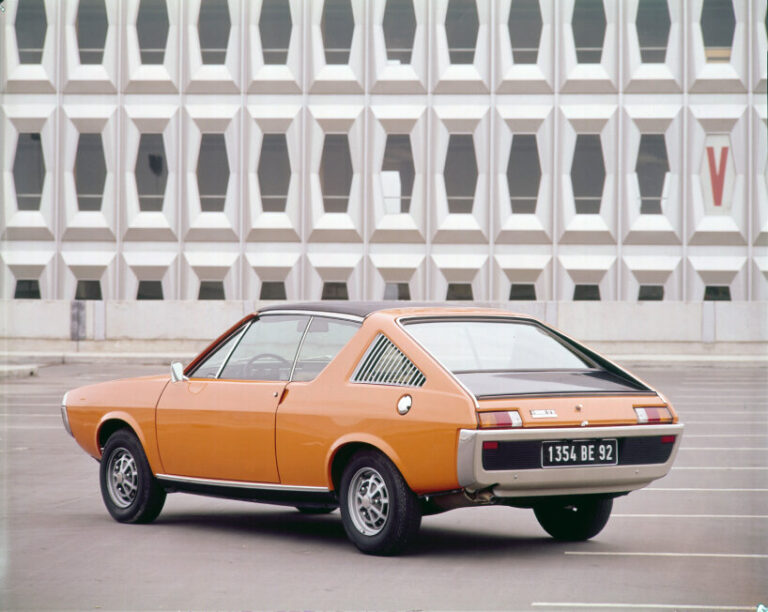 ora ïto on his electric restomod: the redesign of renault’s R17 coupe into retro-futuristic car