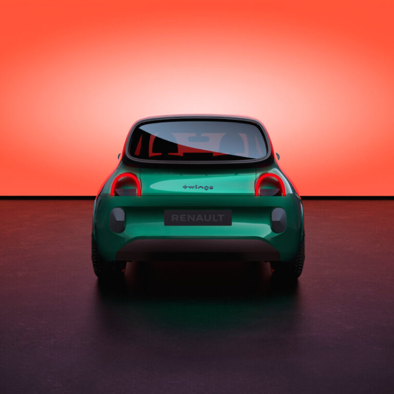 renault twingo e-tech debuts at paris motor show 2024 with round ...