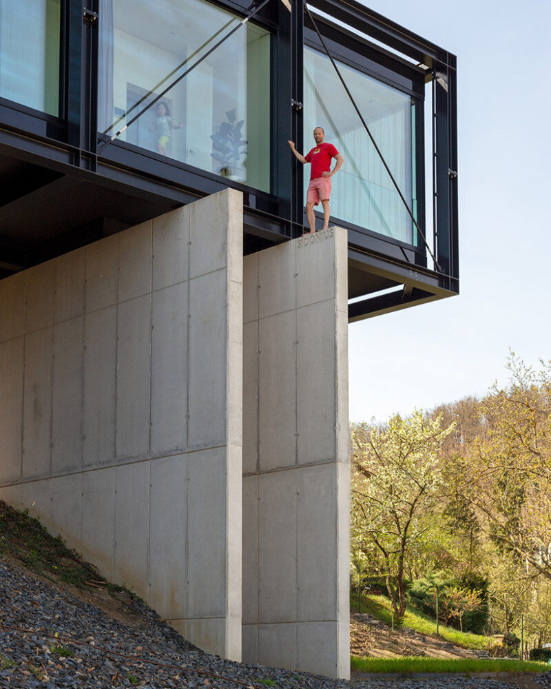 'villa sidonius' is a steel bridge across massive concrete pillars