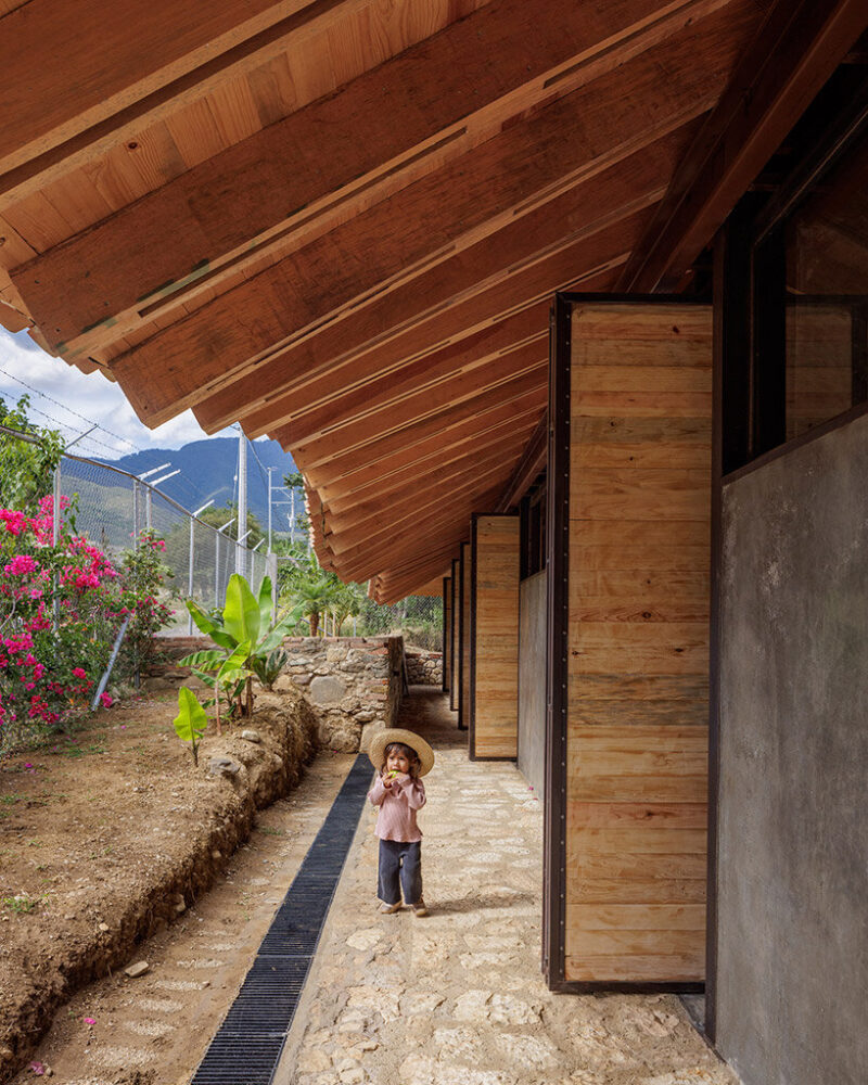 rippling rooftop shades rural school in oaxaca, designed by territorio ...