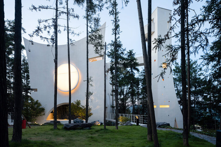 wilburban architects scatters pavilions among china's cedar forests