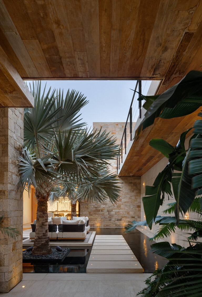 buzzi & buzzi enhances private villa in mexico with invisible lighting