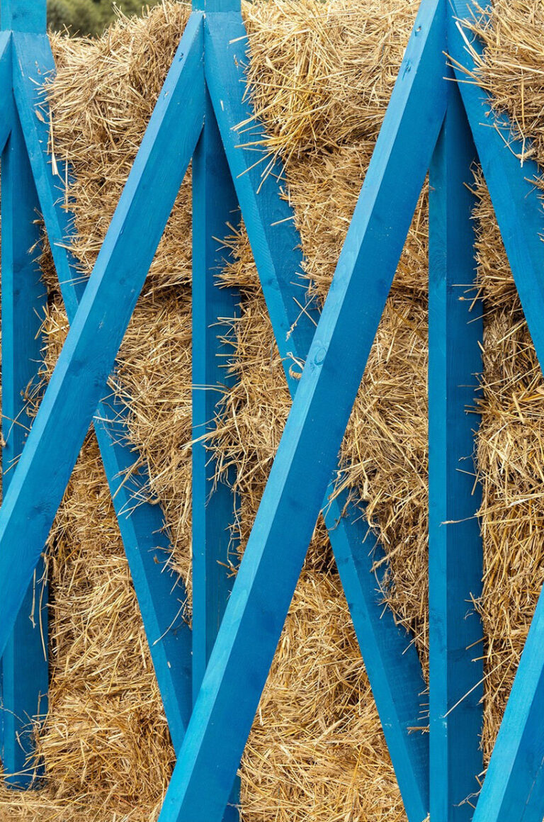 hay bale amphitheater by atelier VRAC emerges as temporary installation ...