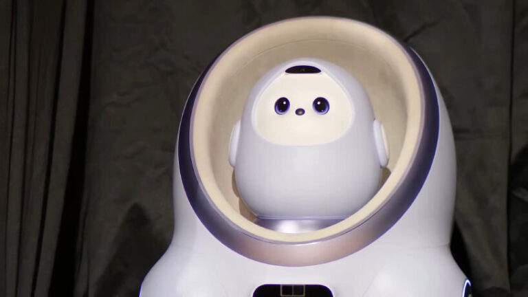 TCL unveils modular AI companion robot 'Ai Me' at CES 2025