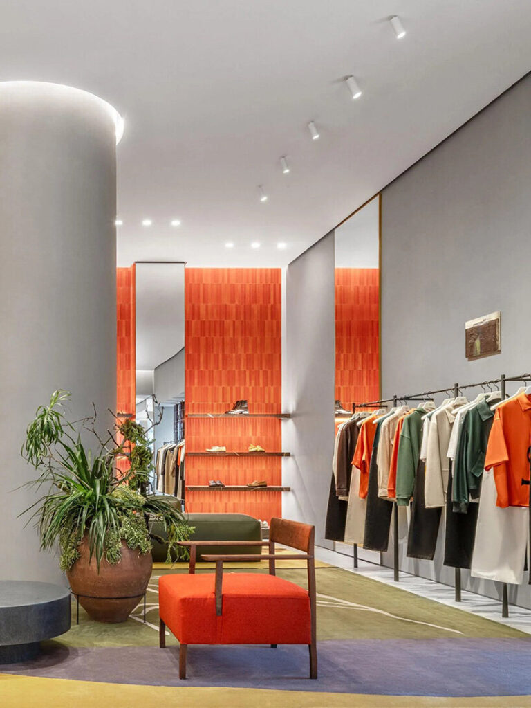 casa LOEWE shanghai opens with facade clad in 35,536 individual golden ...