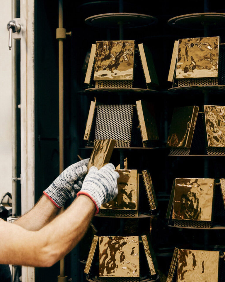 casa LOEWE shanghai opens with facade clad in 35,536 individual golden ...