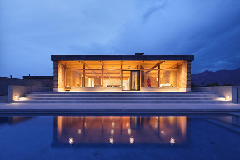 HK associates extends luminous, mid-century modern 'casa luce'