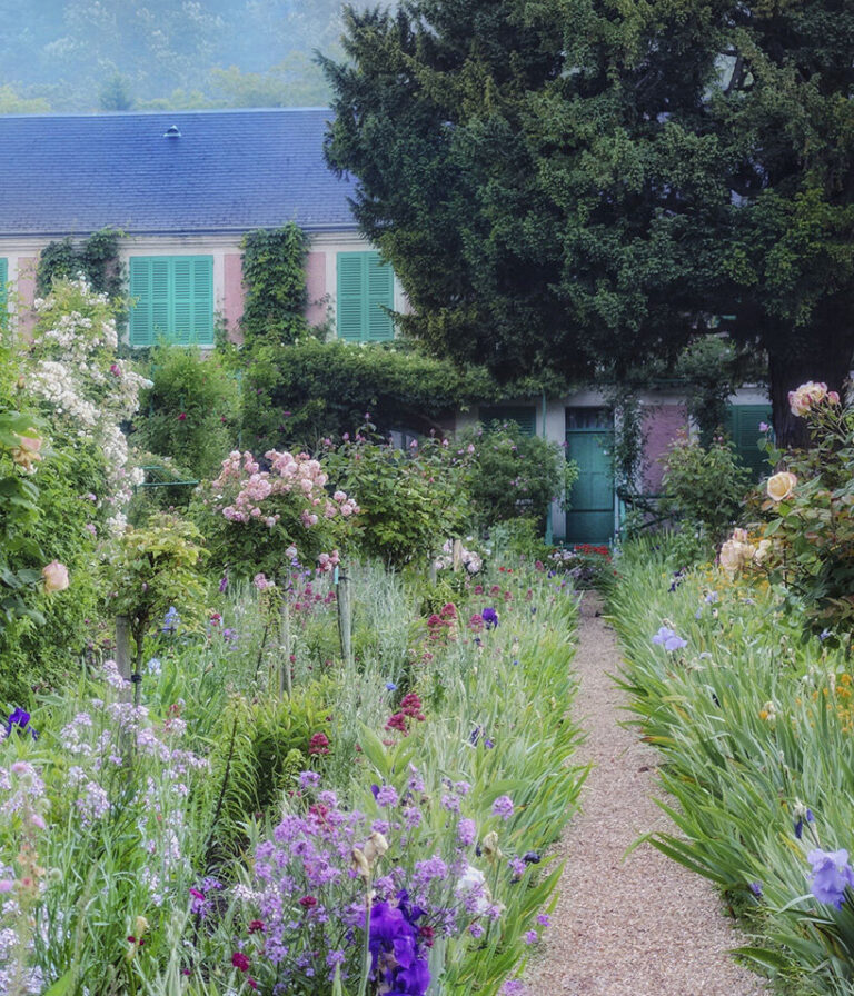 aileen bordman captures claude monet's blooming giverny gardens in NY ...